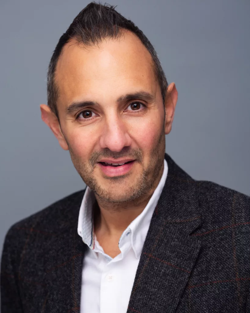 Jonathan Singer - Vita Properties Estate Agents